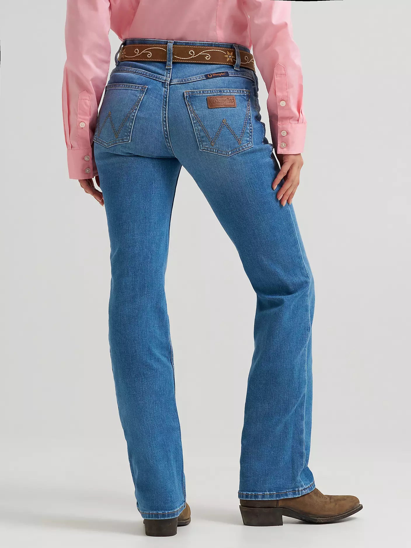 Wrangler Women's Ultimate Riding Jean Willow Mid-Rise Bootcut - 32" Le ...