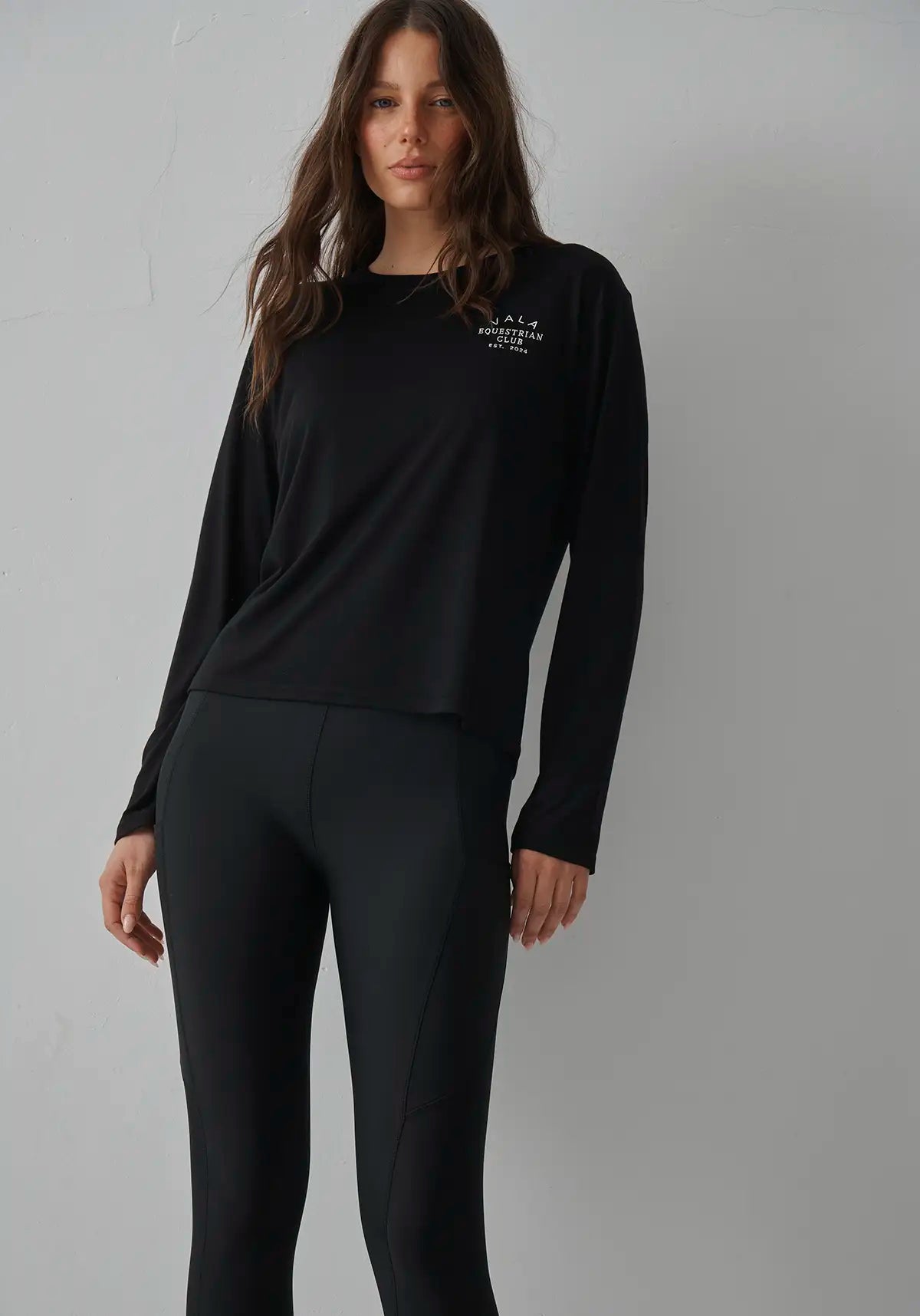 Vala Equestrian Club Long Sleeve Tee – The Tack Box Saddleworld